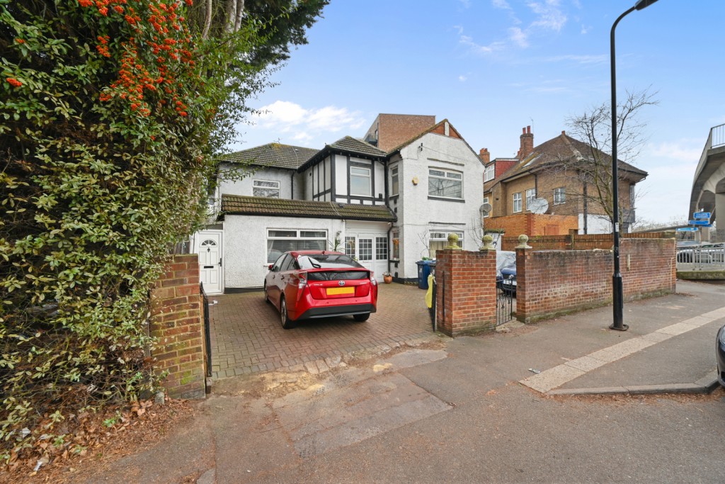 Perivale, UB6, 7 bedroom, UB6, Detached